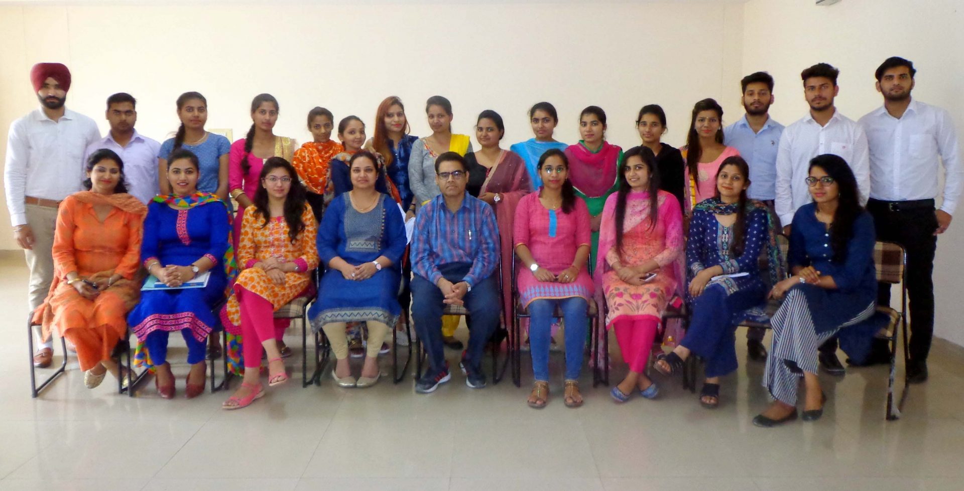 Faculty And Students Team Of Indo Global Group Received Award Of ...